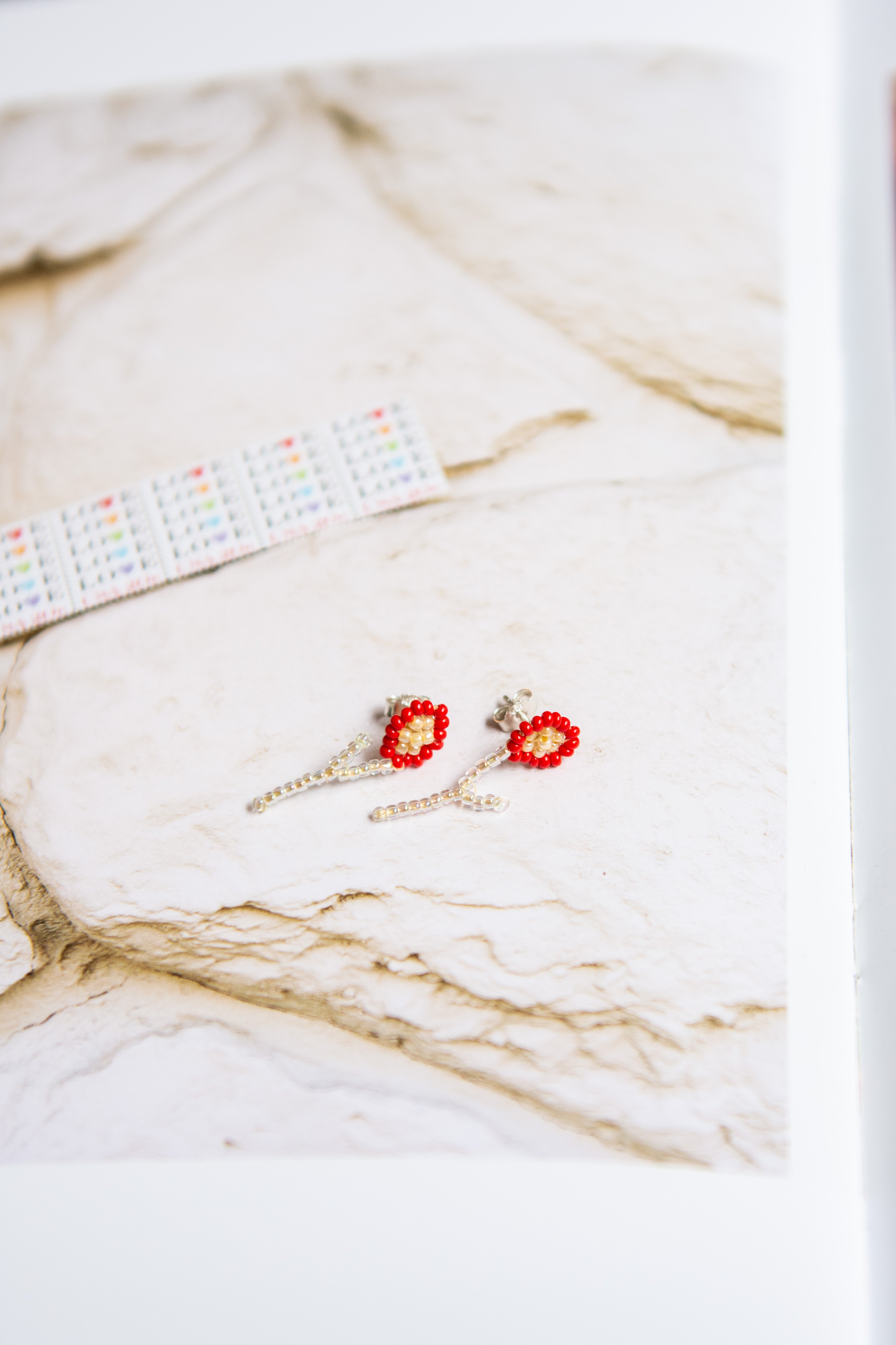 PURA UTZ, Flor Ear Stick, Red – Mr. Larkin